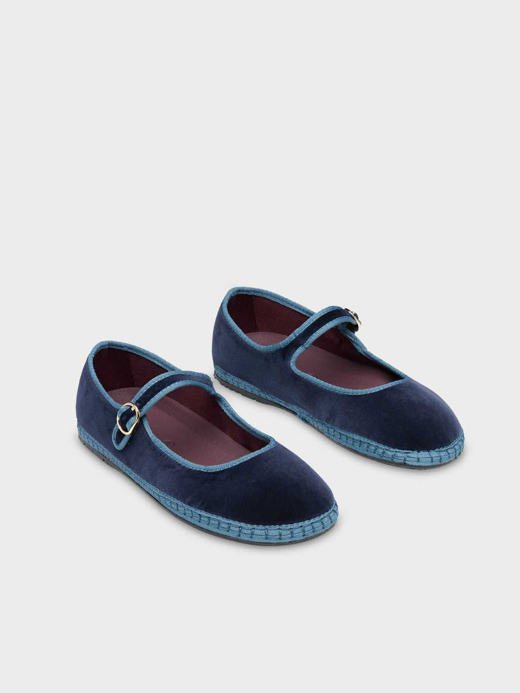 Cinderella Montague – Flabelus